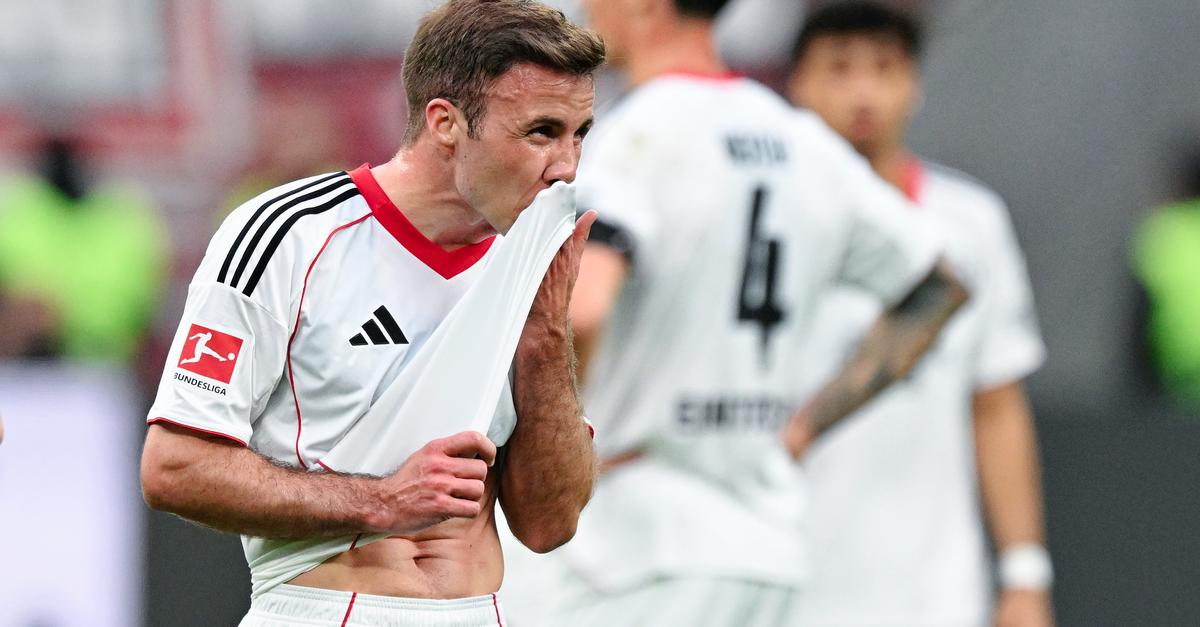 Eintracht Frankfurt Mario G tze Hofft Auf Neustart Unter Adi H tter
